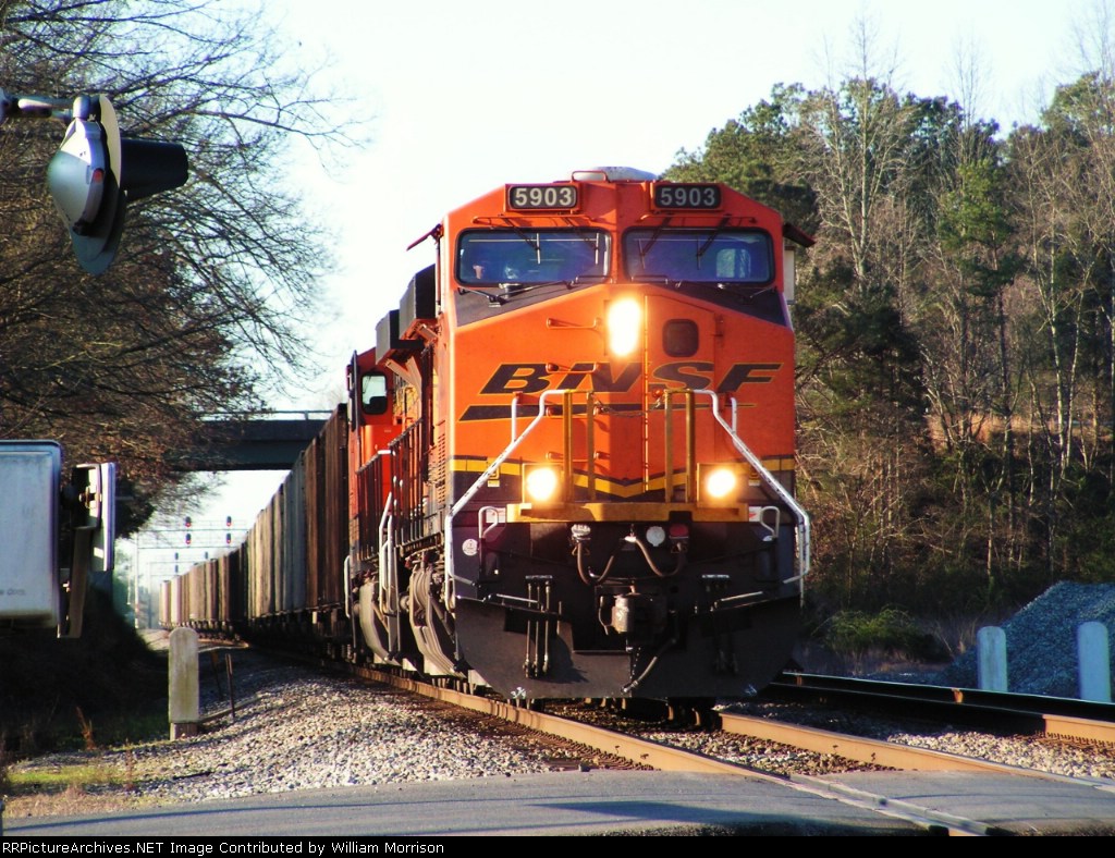 BNSF 5903